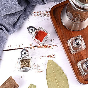 50 Set Mini Salt and Pepper Shakers Small Salt and Pepper Shakers Bulk Clear Glass Individual Tiny Spice Shaker Transparent Seasoning Holders for Home Restaurant Kitchen Table Wedding Party Supplies