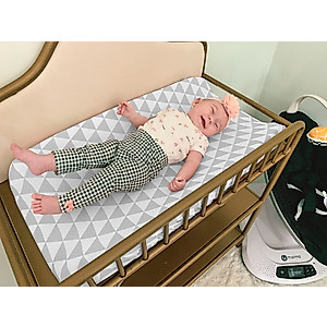 Changing Pad Cover – Premium Baby Changing Pad Covers 4 Pack – Boy or Girl Changing Pad Cover – Pure Jersey Machine Washable Grey & White Changing Table Cover – Diaper Changing Pad Cover Sheets