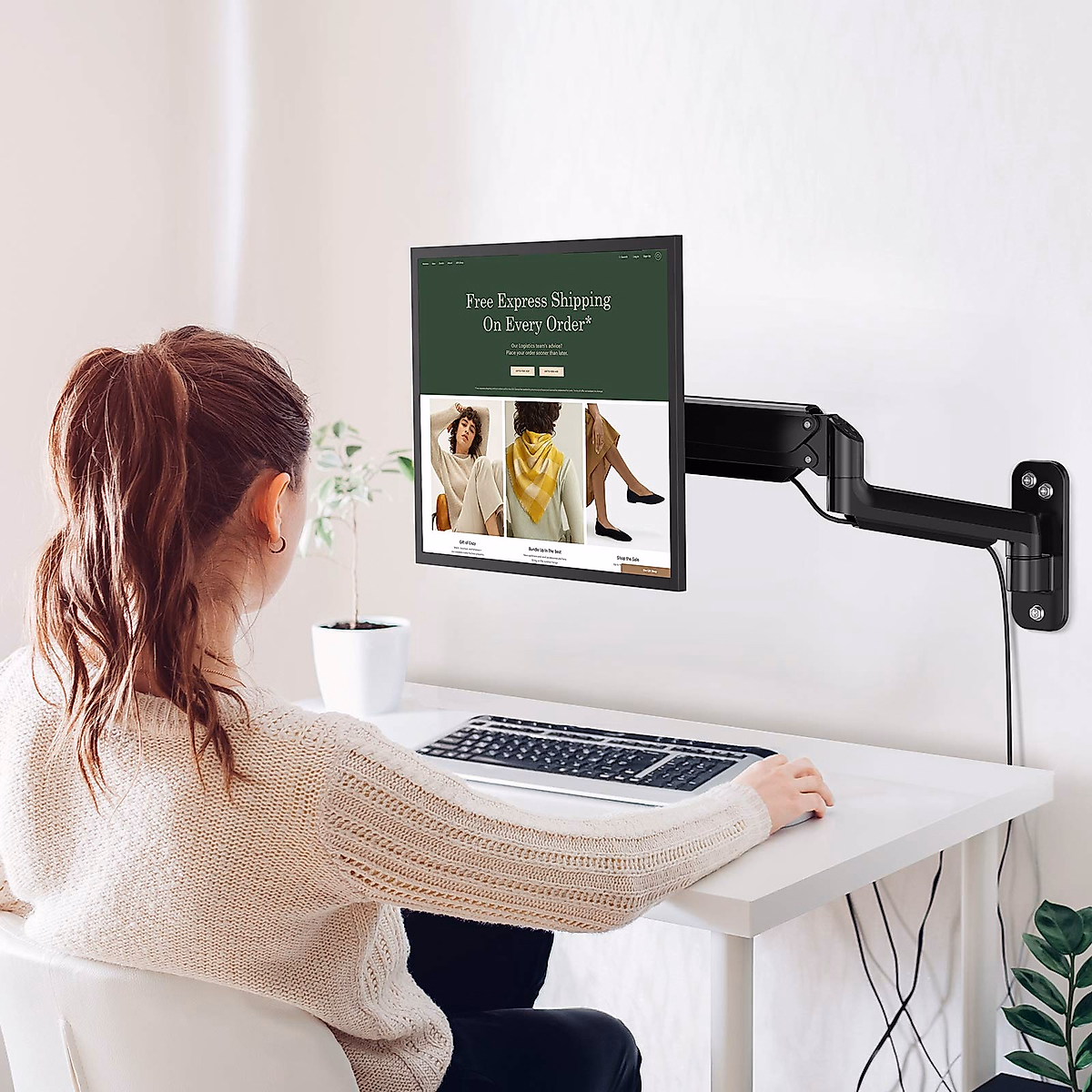 ErGear Single Monitor Wall Mount for 13 to 32 Inch Computer Screens, Gas Spring Wall Monitor Arm Holds up to 17.6lbs, Adjustable Wall Monitor Mount with Tilt/Swivel/Rotation, VESA 75x75/100x100mm