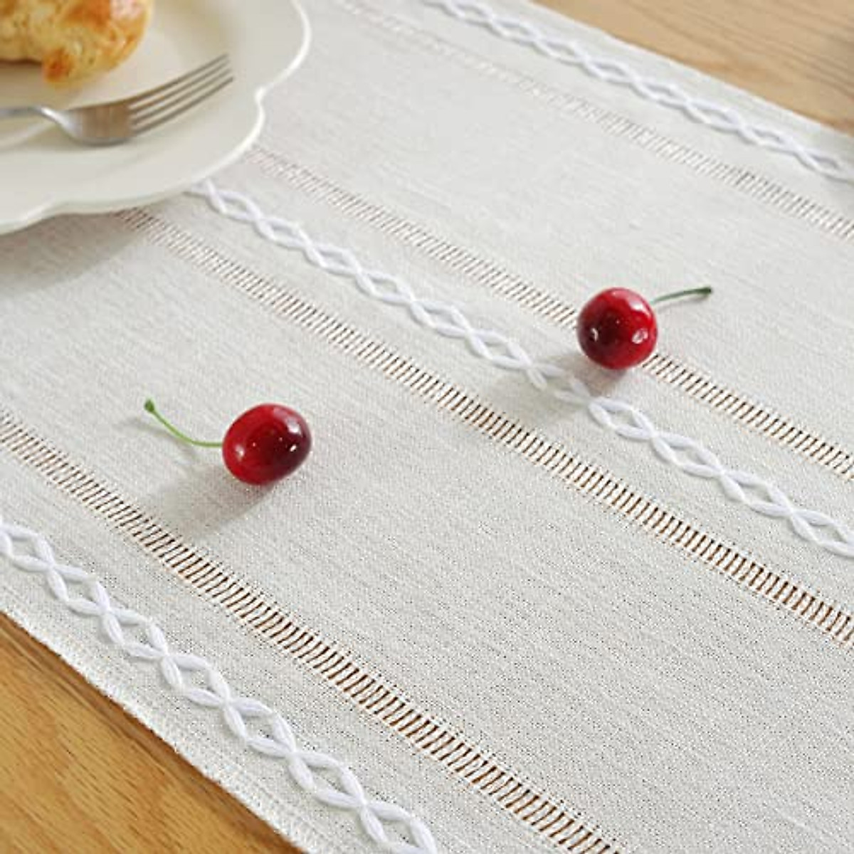 JIALE Table Runner, Rustic Farmhouse Table Runners with Tassels, Boho Cotton Linen Table Runner for Table Decorations, Holiday Party and Wedding, 72 Inches, Ivory