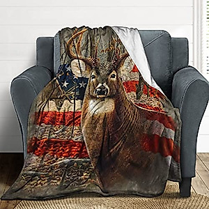 Moveise American Flag Blanket American Flag USA Camo Buck Deer Hunting Throw Blankets Camouflage Throw Blanket for Couch Bed Sofa Decoration 50"x42"