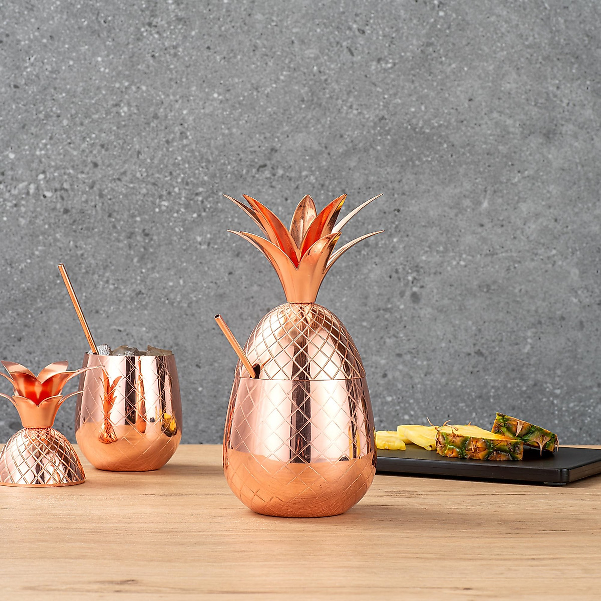 Restaurantware 24-OZ Pineapple Drink Tumbler: Perfect for Bars Restaurants and Catered Events - Copper Drink Cup with Silver Stainless Steel Interior Lining and Straw Slot - 1-CT