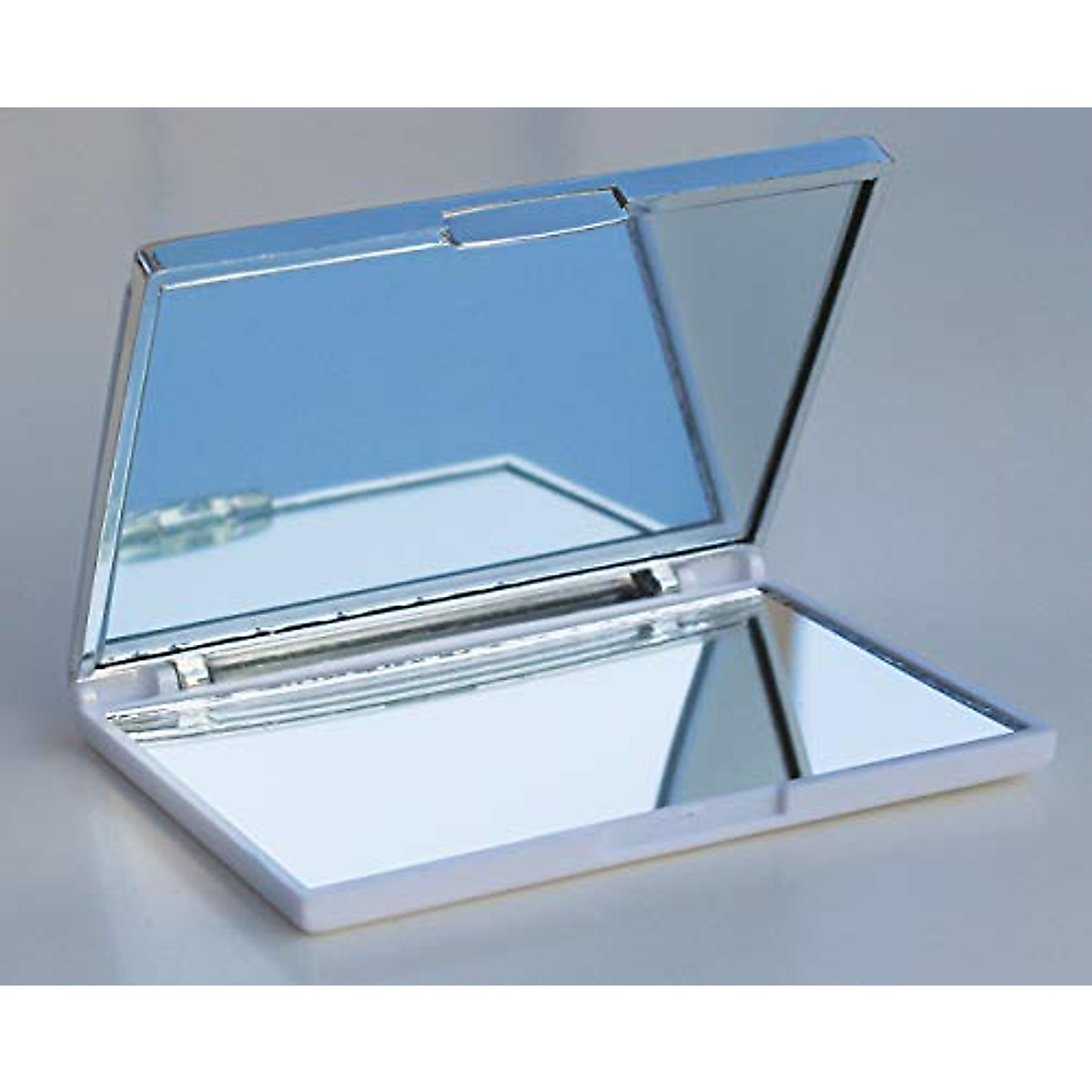 Lissom Design Compact Mirror - Handheld Magnifying Cosmetic Mirror, 3.5 x 2.63-Inch, Vegetable Garden