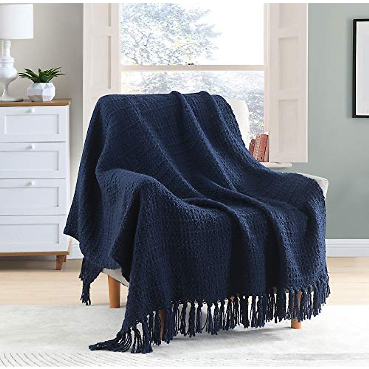 Chunky Knit Throw Blanket, Navy Blue Soft Warm Cozy Bed Throw Blanket with Tassels, Boho Style Textured Knitted Home Decorative Blanket for Couch, Sofa &Bed, 50"x60"