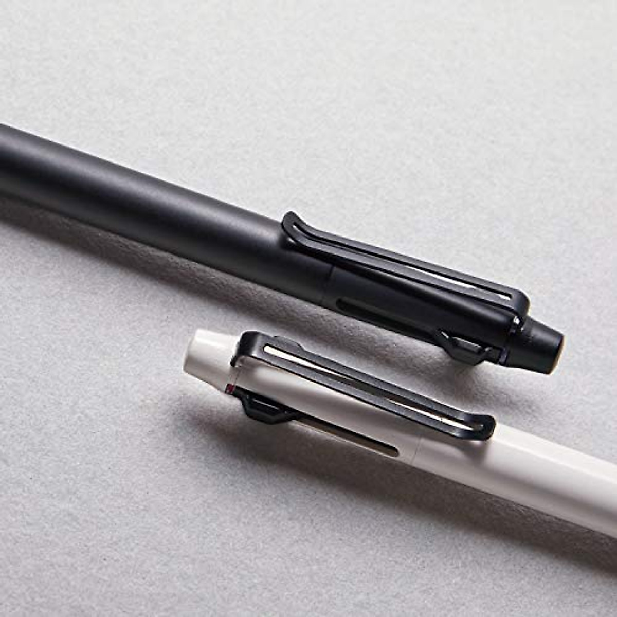 Uni Jet Stream Prime High Grade Multi Ballpoint Pen 3 colors (Black, Red, Blue), Beige Body(SXE3330005.45)