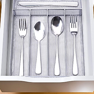 Flatware Organizers 5 Compartments, Metal Mesh Kitchen Utensil Drawer Cutlery Tray with 4 Foam Feet, Silver
