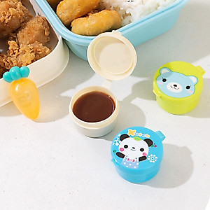 Smalibal 1 Set Sauce Bottle Container Bento Box Accessories Plastic Carrot Style Mini Condiment Bottle, Mini Salad Dressing Ketchup Bottle for Camping, School, Kids, Hiking, Travel B