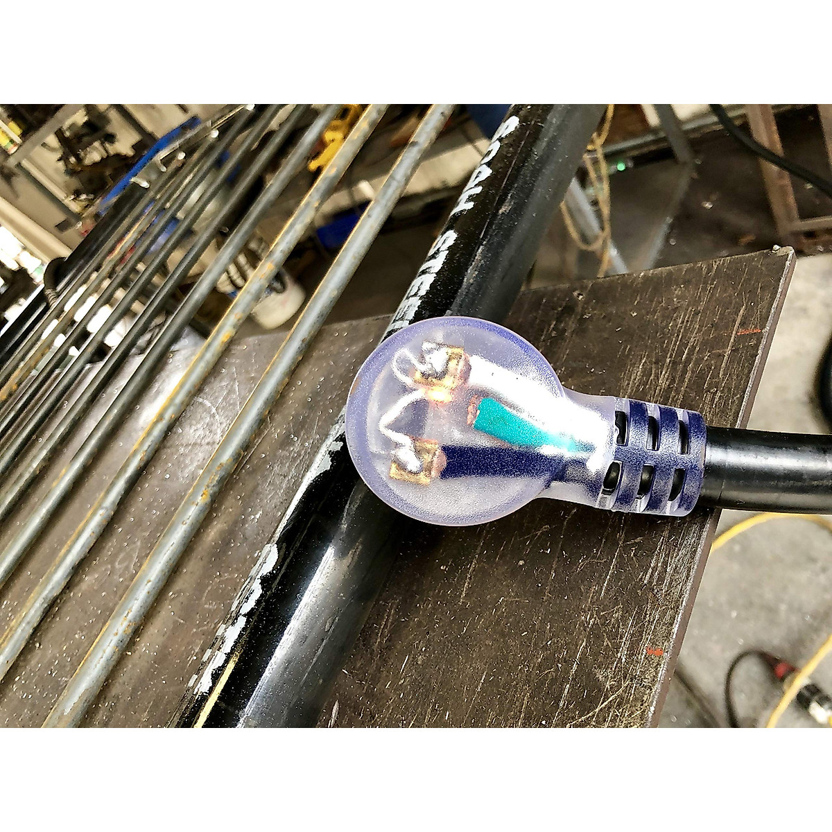 MaxWorks 80703 Heavy Duty 40 Foot 8 AWG/3C 6-50 Nema R Plug Lighted Welding Cord with ETL Approved