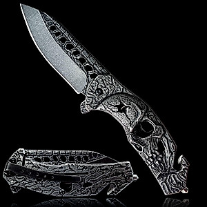 MADSMAUG Pocket Knife, Cool SKULL Pocket Folding Knife with Seatbelt cutter & Window Breaker, Great festival Christmas Gift EDC knife For Men Outdoor Survival Camping (Stone-wash)