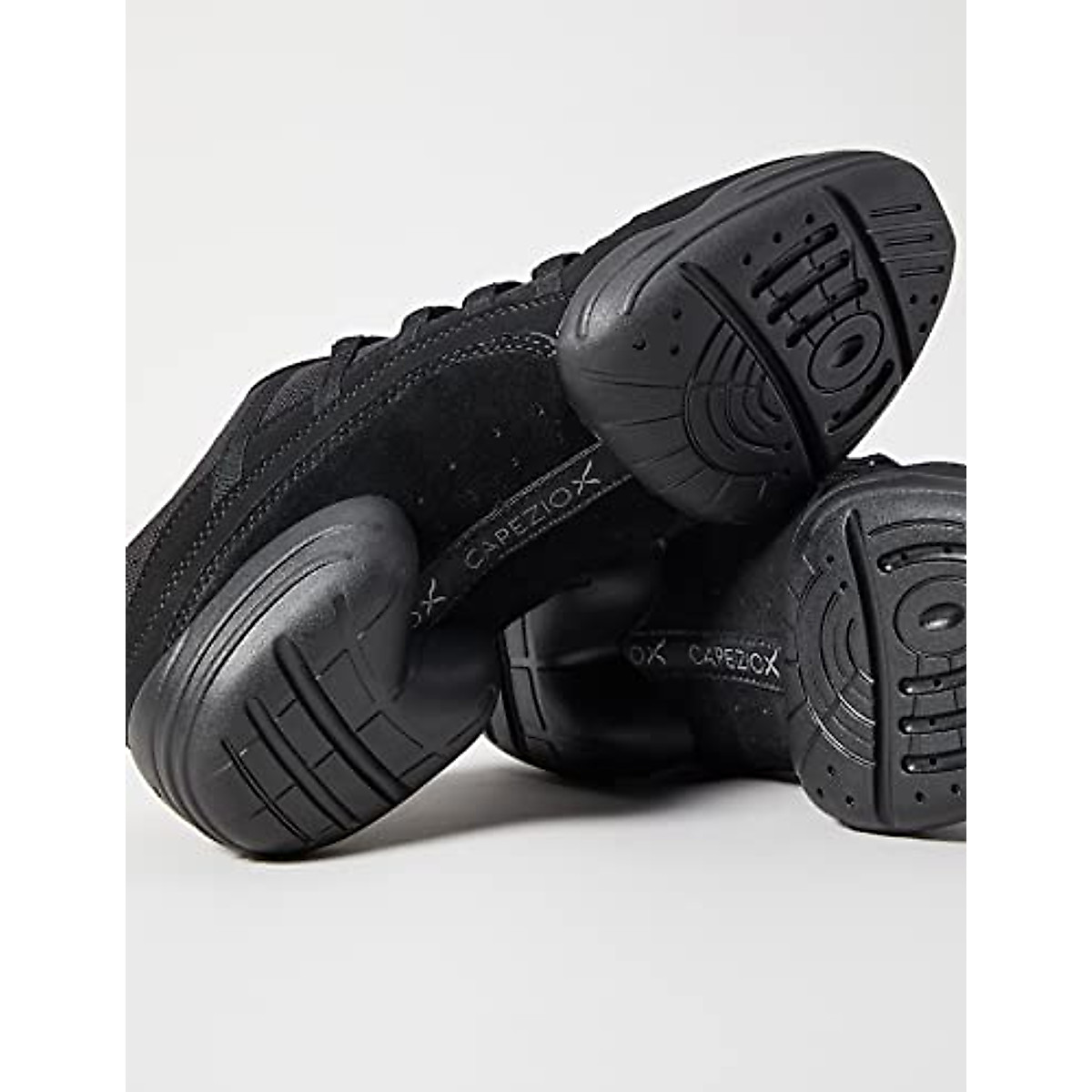 Capezio Unisex Rock It Dansneaker Dance Shoe, Dance Shoes With Cool Ventilated Arch & Modern Design For Many Styles Of Dance,Shoes Women & Men Can Wear For Studio Practice & On Stage-Black,Size 10.5