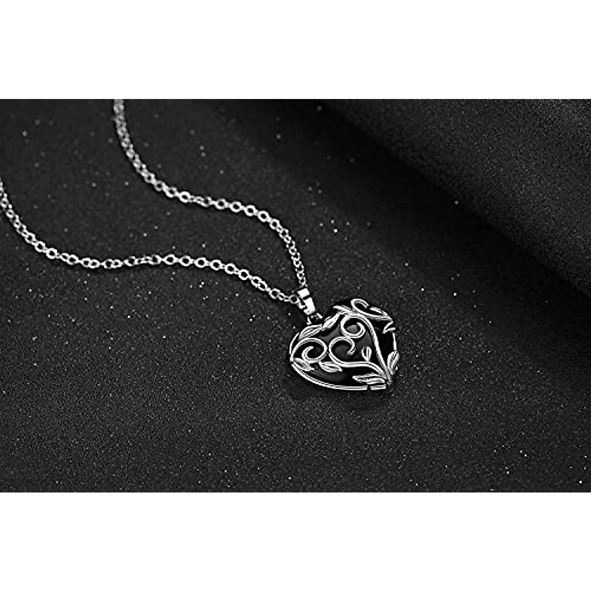 XIANNVXI Black Obsidian Necklace Mothers Day Gifts Healing Crystal Stone Necklaces Heart Pendant Necklace Natural Spiritual witchcraft Reiki Quartz jewelry for Women Girlfriend Wife