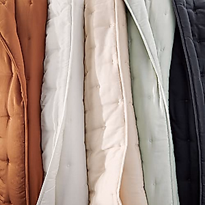 Amazon Aware Recycled Polyester and Cotton Blend Quilt, Twin/Twin XL, Pale Pink