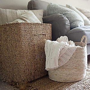 Design Ideas Maiz Large Basket 13.4" x 13.4" x 13.4" Corn Leaf Woven Basket with Handles, Home Decor Storage Basket