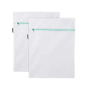 Mamlyn Mesh Laundry Bag for Delicates, Wash Bag for Underwear and Lingerie, Makeup Organizer Bag (2 Medium)