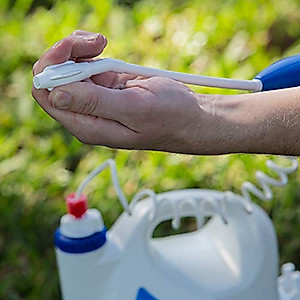 Tomcat Repellents Animal Repellent Ready-to-Use - With Comfort Wand, Repels Rabbits, Squirrels, Groundhogs and Other Small Animals, Contains Essential Oils, No Stink, Rain-Resistant, 1 gal.