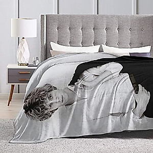 MEROHORO Evan Peters Blanket (3 Sizes), Warm, Lightweight & Cozy, Super Soft & Comfy Flannel Blanket, Fleece Blanket, Microfiber Anti-Pilling Plush Blanket for Couch, Bed, Sofa, 50"x40"