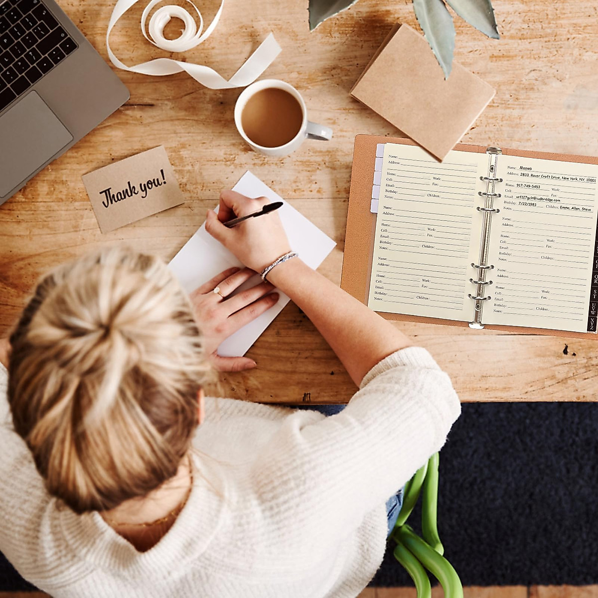 Happyaokeland Refillable Address Book with Alphabetical Tabs, Hardcover Phone Book 648 Contact Book w/Pockets, Large Print Address Books for Seniors, A5, Brown