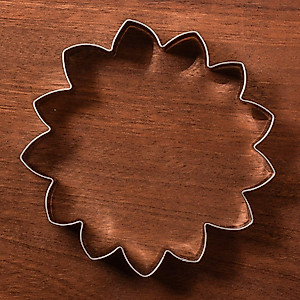 LILIAO Fall Pumpkin Flower Cookie Cutter - 4.4 x 4.4 inches - Stainless Steel - By Janka