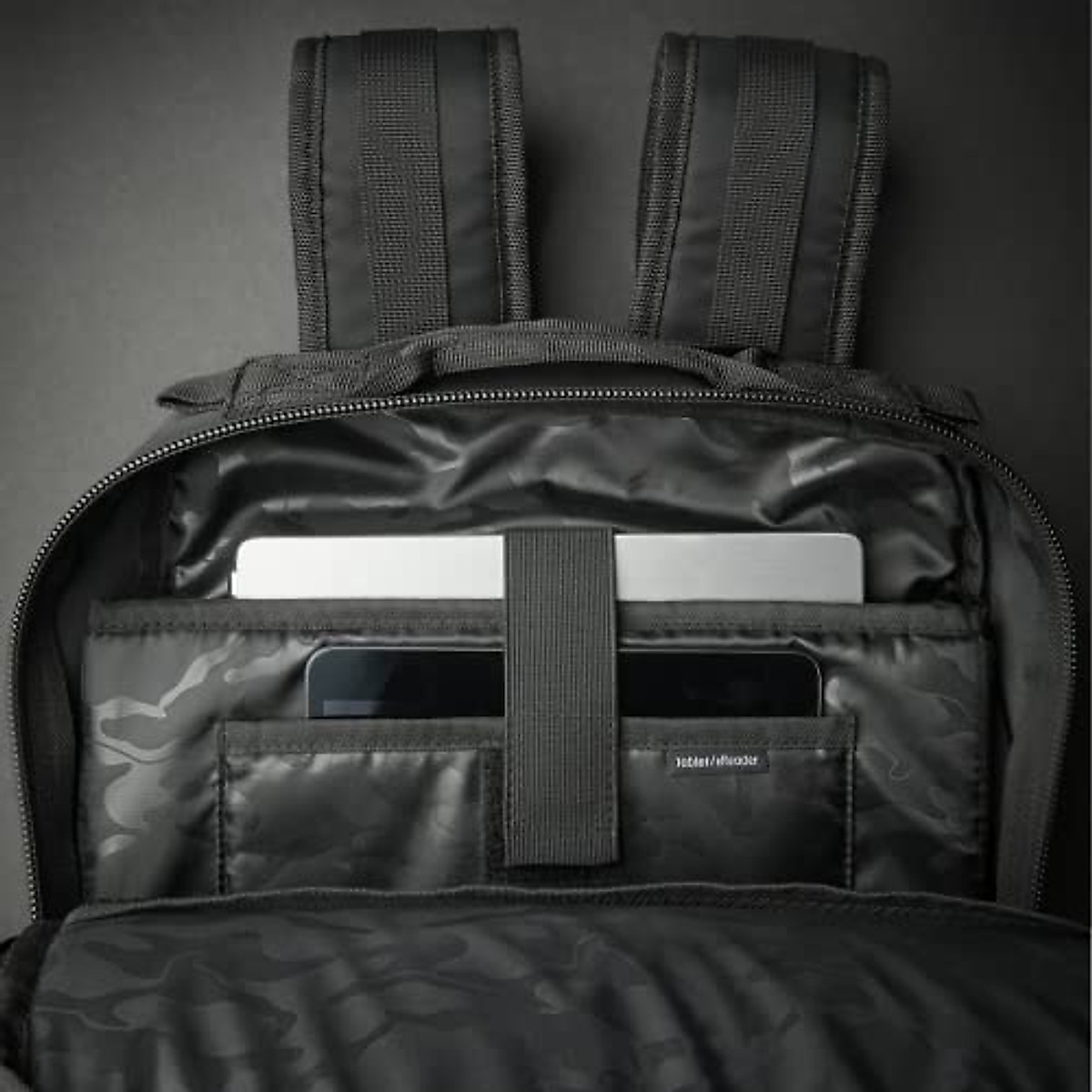 V7 Elite Black Ops CBX16-OPS-BLK Carrying Case (Backpack) for 16" to 16.1" Notebook - Black