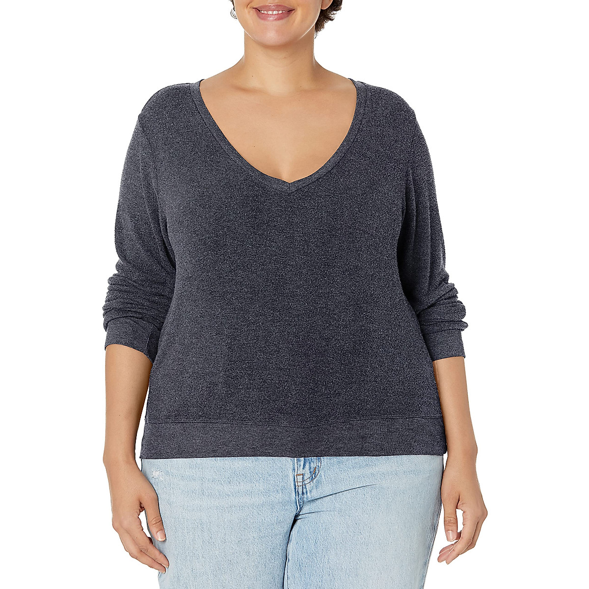 Wildfox Women's Deep V-Neck Baggy Beach Sweatshirt, Clean Black, Small