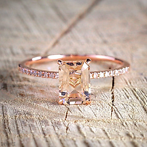 Wedding Rings for Women Rose Gold Engagement Ring with A Fine Small Square Zircon Ringa Good Gift for a Girlfriend, Boyfriend, Family