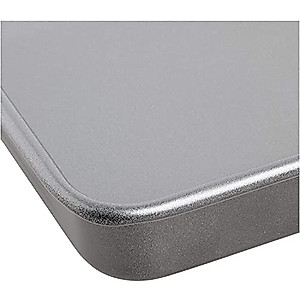 Cuisinart 9-Inch Chef's Classic Nonstick Bakeware Square Cake Pan, Silver