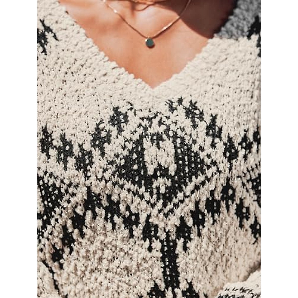 CUPSHE Women's V Neck Chenille Knit Fall Sweaters Pullover with Ribbed Trim Long Sleeves Beige