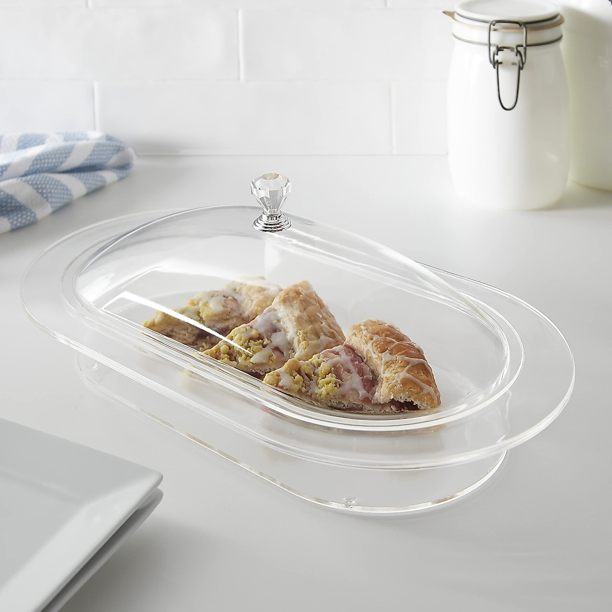 Huang Acrylic Clear Covered Oval Serving Food Tray | Servware with Lid Used for Appetizers, Snacks, and Shareable Entries | Perfect for Parties, Holidays, Celebrations, or Everyday Use