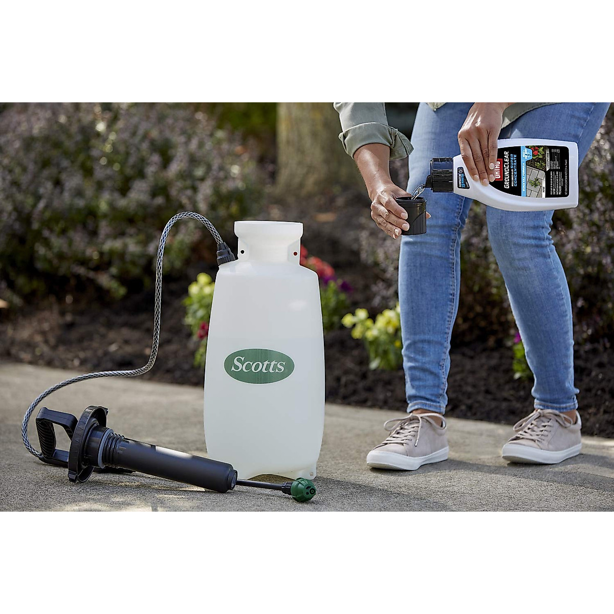 Ortho GroundClear Weed and Grass Killer Super Concentrate - Kills Weeds and Grass, Kills to the Root, Starts Working Immediately, for Patios and Landscaped Areas, 32 fl. oz.