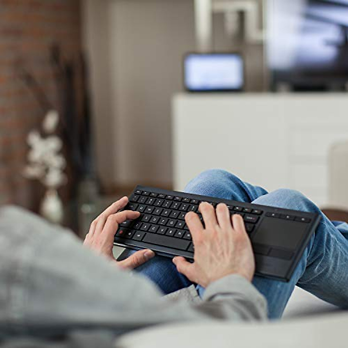 Logitech K830 Illuminated Living-Room Keyboard with Built-in Touchpad – Easy-access Media Keys and Shortcut Keys for Windows or Android