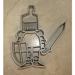 KNIGHT IN SHINING ARMOR WITH SWORD RENAISSANCE MEDIEVAL MIDDLE AGES COOKIE CUTTER MADE IN USA PR776
