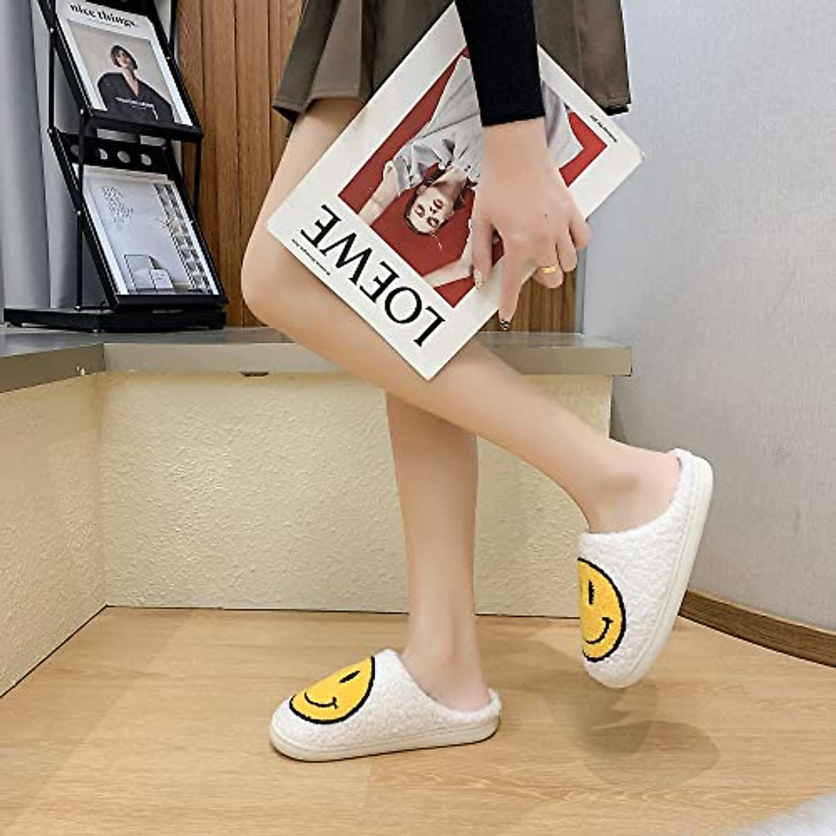 PLMOKN Smile Face Slippers,Retro Soft Plush Lightweight House Slippers Slip-on Cozy Indoor Outdoor Slippers,Slip on Anti-Skid SoleWhite01 10-11Women/9-10Men