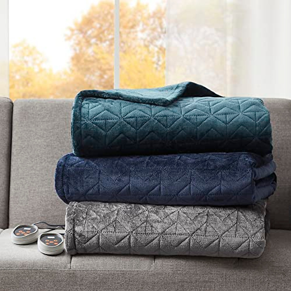 Beautyrest Plush Heated Blanket Pinsonic Quilt Super Soft Electric Throw, Controller with 10 Hours Auto Shutoff and 20 Heat Level Setting, King, Teal
