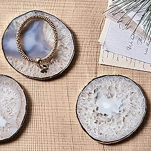 White Agate Coasters for Drinks, Crystal Coasters with Gold Edge 3.5 - 4", Geode Coaster Set of 4, Gemstone Natural Stone Coasters for Coffee Table, White Agate Slices Cup Mat for Home Decor