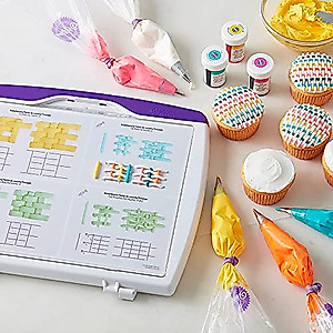 Wilton Deluxe Practice Board Set for Cake Decorating Training