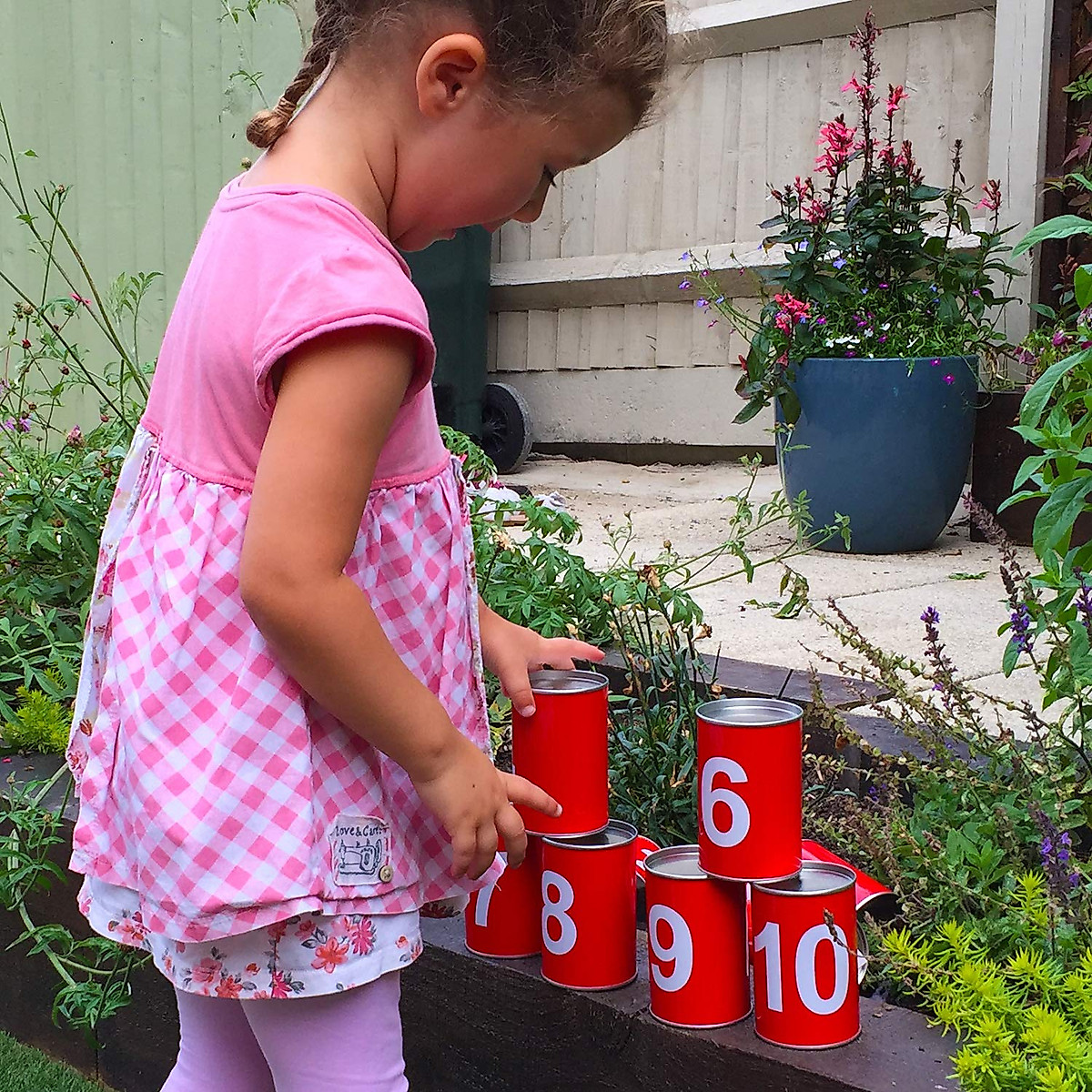 Garden Games Tin Can Alley - 10 Real Metal Tin Cans with Safe, Soft Throwing Bags
