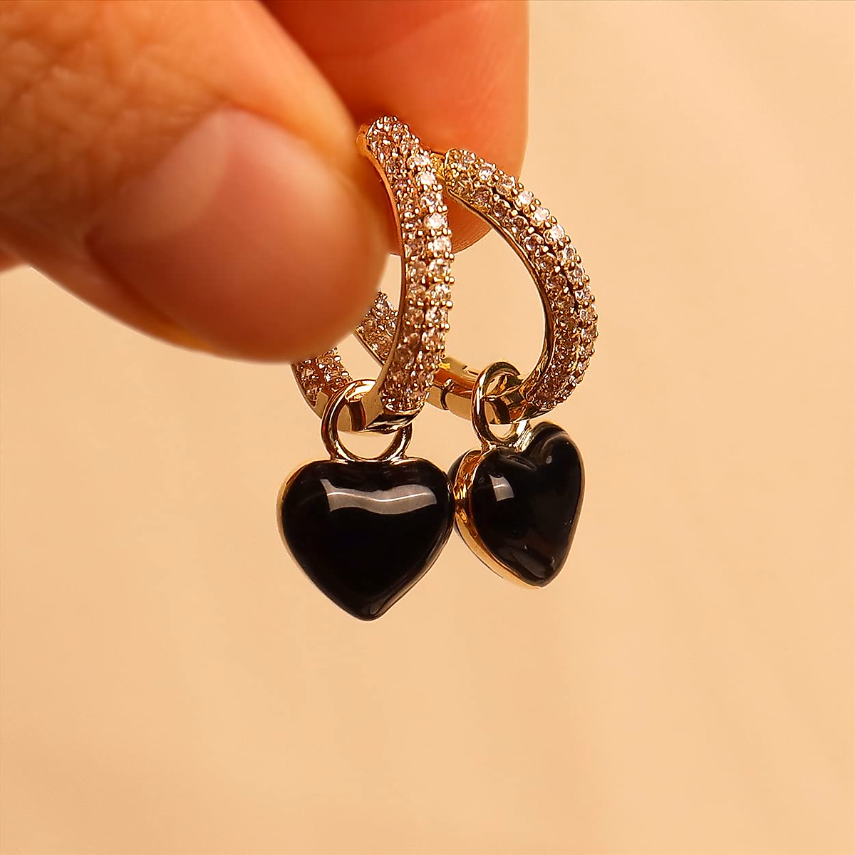 Sonateomber Small Heart Gold Hoop Earrings for Women - Sparkly Huggie Ring Circle Daily Jewelry Gift for Christmas Party, Stainless Steel, Cubic Zirconia