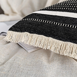 OJIA Modern Throw Pillow Cover with Tassels, Decorative Liana Fringe Accent Cushion Case, Farmhouse Woven Pillowcase for Sofa Chair Couch Bed Decor (Lumbar 18 x 18 Inches, Black)