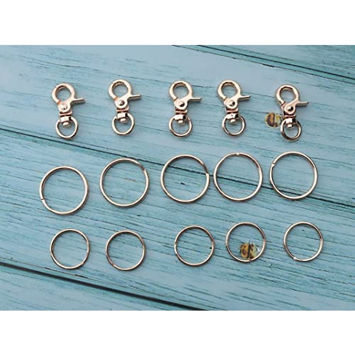 Ruwado 5 Pcs Dog Tag Clips with 5 Pcs 3/4 Inch Keychain 5 Pcs 1 Inch Keychain Gold Metal Dog Tag Rings for Pet Kitten Cat Collars ID Holder Harnesses