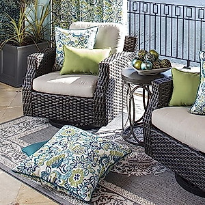 Pillow Perfect Forsyth Solid Indoor/Outdoor Lumbar Pillow Plush Fill, Weather and Fade Resistant, Lumbar - 11.5" x 18.5", Green, 2 Count