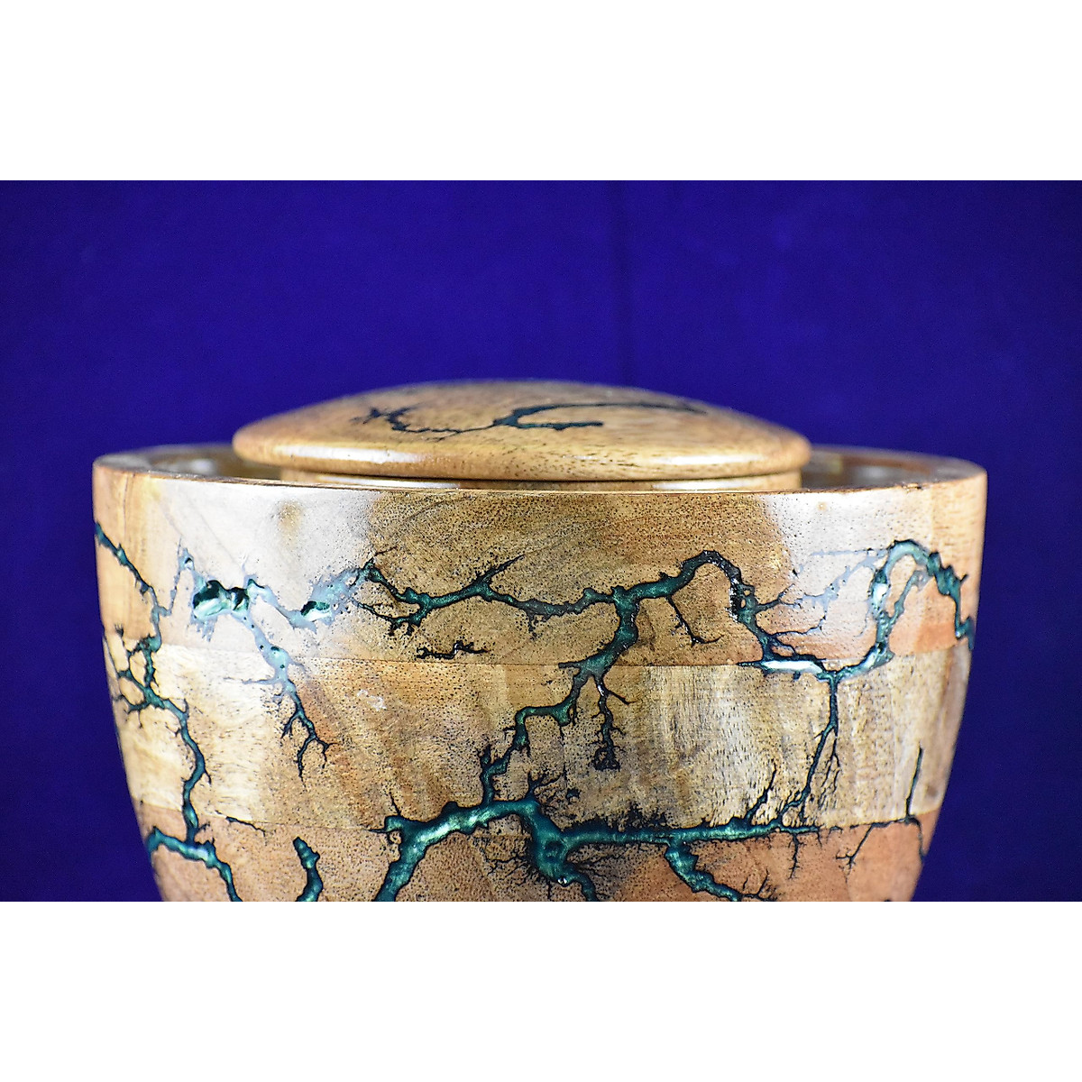 Green Round Resin Wooden Urn Box Lichtenberg Figure Resin Urn Cremation Urn for Human Ashes Adult Funeral Urn for Ashes pet Loss Gift Sympathy Gift Memorial Urn Fractal Burning Urn (up to 220 lbs)