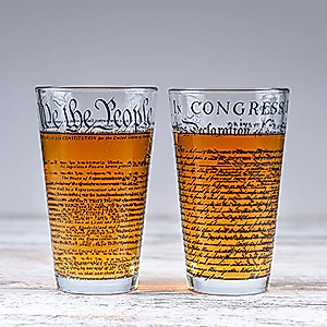 Greenline Goods – United States Constitution & Declaration of Independence Glasses (Set of 2) - 16 oz Drinking Glasses - American US Patriotic Gift Set We The People - Beer Glasses