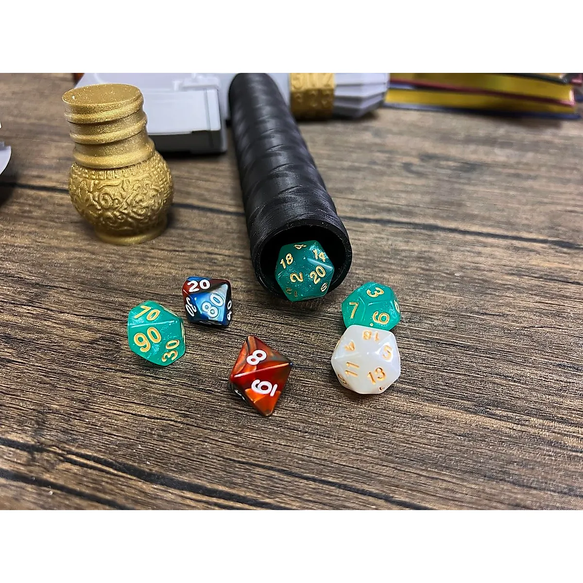 MunnyGrubbers - Axe Dice Holder & Dice Tray with Health Tracker - (Random 7PCS D20 Dice Set Included) - Tabletop Roleplaying Game - Dice Storage - Dice Roller - DND - Dungeons and Dragons - (Silver)