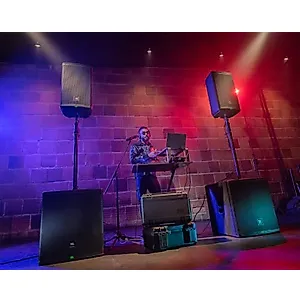 EON715 15” Powered PA Speaker with Bluetooth (Renewed)