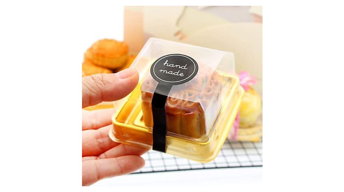 50 Pack Gold Mini Cake Boxes - Clear Cupcake Containers