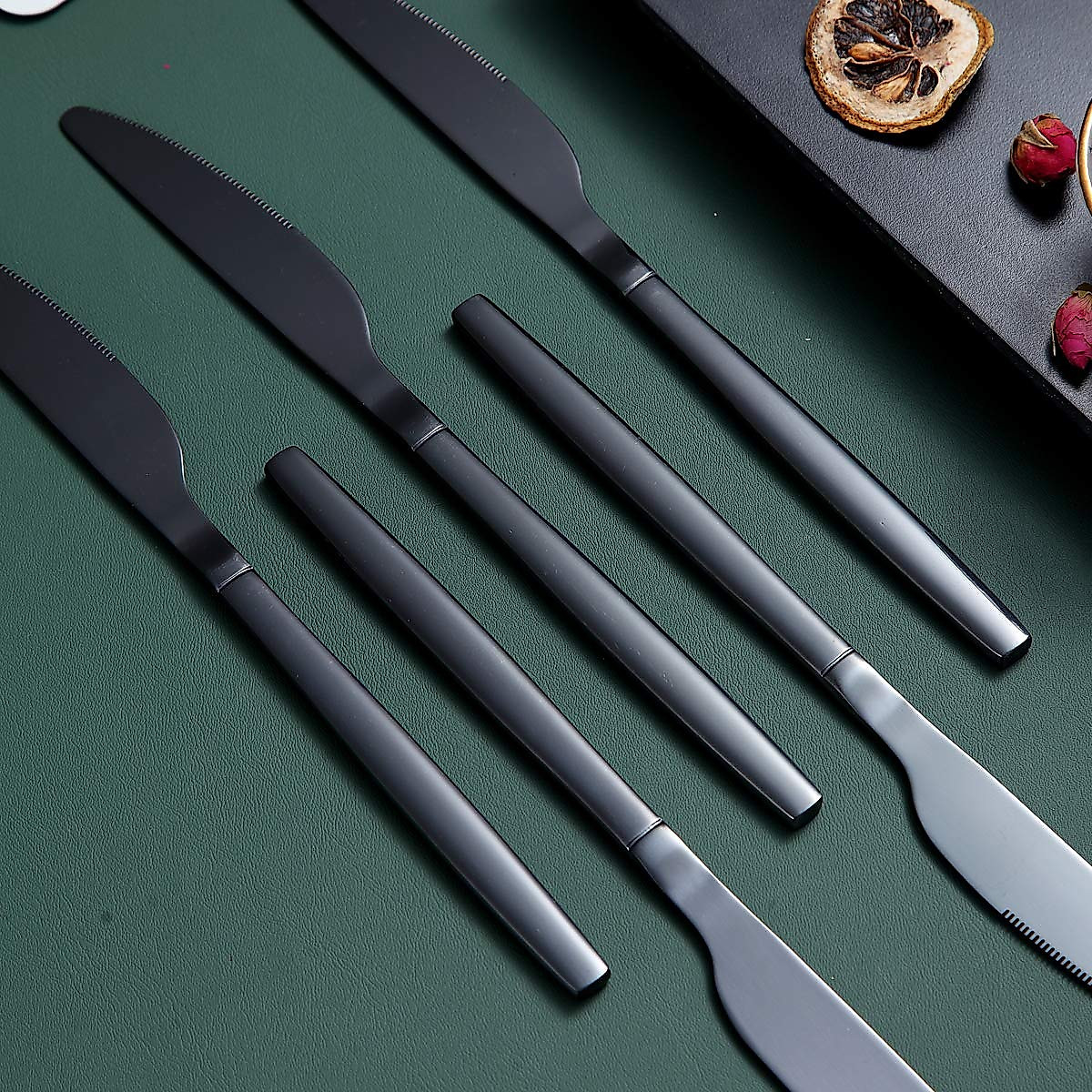 Berglander Black Dinner Knives Set Of 12, Titanium Shiny Black Plating Stainless Steel Dinner Knife, Butter Knife Table Knives Dishwasher Safe