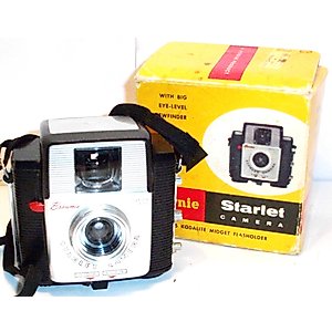 Vintage Kodak Brownie Starlet Camera In Original Box EXC++++AS PICTURED