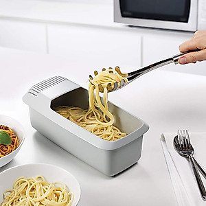 Microwave Pasta Cooker, Microwavable Spaghetti Drainer Fast Pasta Boat with Straining System for Dorms Small Kitchens Offices