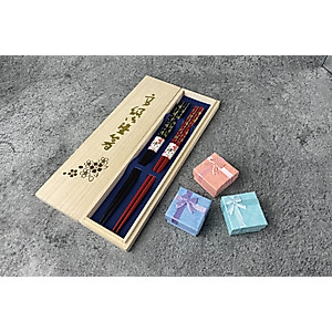Premium Japanese Chopsticks Reusable 2prs Set [ Made in Japan ] Traditional Lacquer Art Wooden Chopsticks A (Golden Floret BK/RD(2KR006))