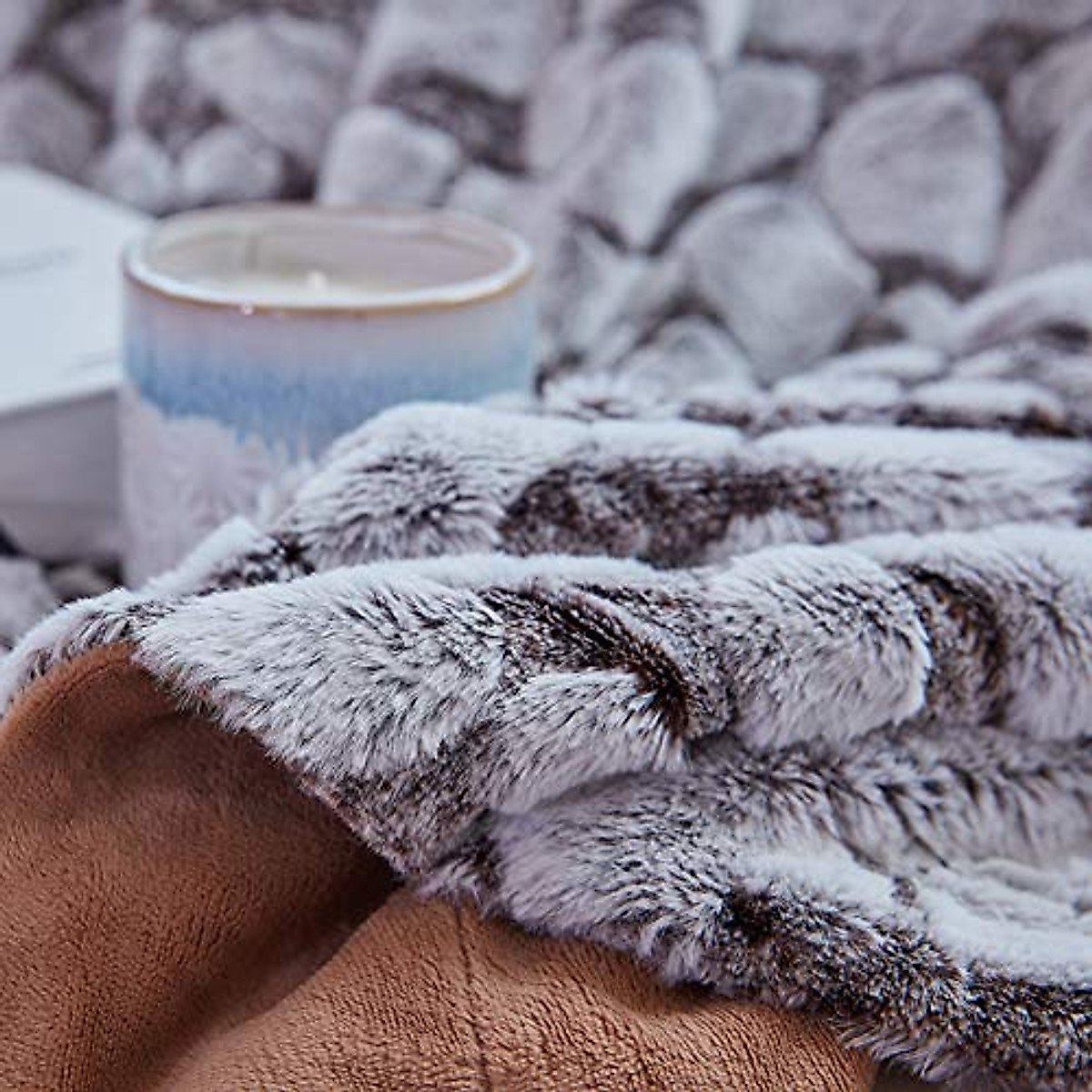 FY FIBER HOUSE Super Soft Rabbit Faux Fur Fleece Throw Blanket Thick Luxurious Faux Fur Plush Warm Fuzzy with Stone Pattern for Bed Sofa, 60"X80", Cappuccino